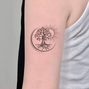 14 Tree Tattoos That Symbolize Growth and Resilience - TattoosOfAsia