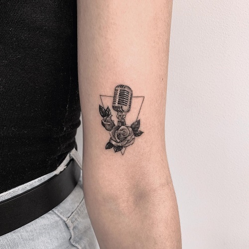 24 Micro Realism Tattoo Ideas with Tiny Details & Big Charm - TattoosOfAsia