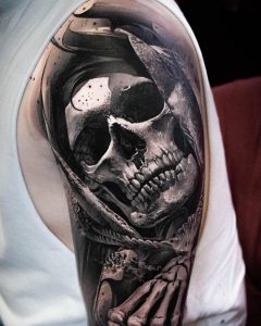 22 Bold and Dark Tattoo Skull Fashion for Fearless Souls - TattoosOfAsia