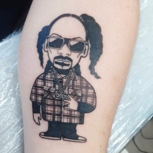 14 Snoop Dogg Tattoos Fans Love for Inspiration - TattoosOfAsia